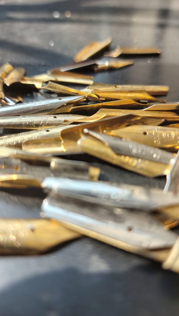 Nib manufacturing in pre-independent India: Bibek Debroy